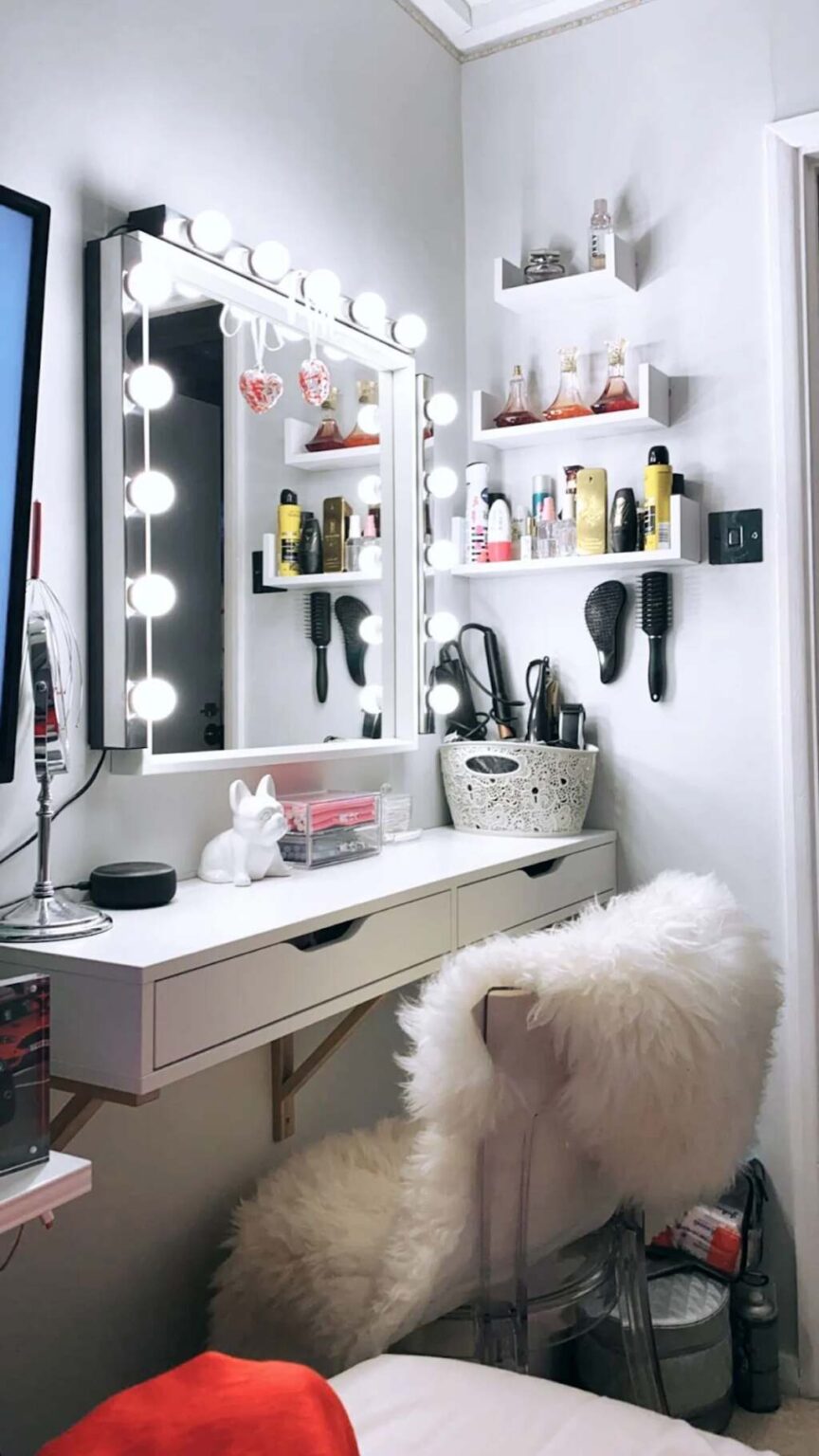 20 Chic & Trendy Preppy Room Ideas for a Stylish Makeover - WillyHomes