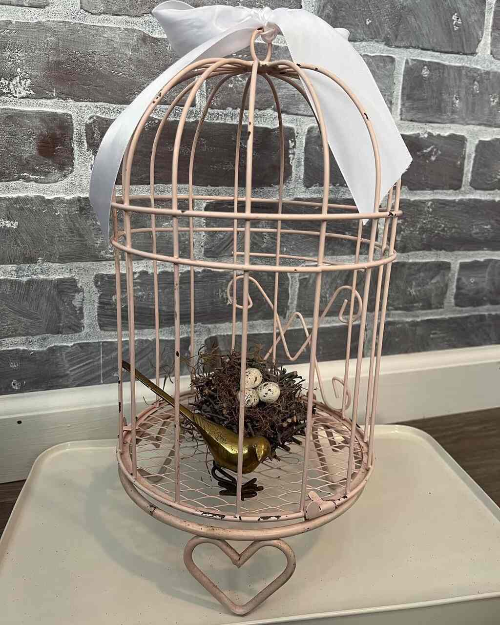9 Stunning DIY Bird Cage Decoration Ideas You’ll Love! - WillyHomes