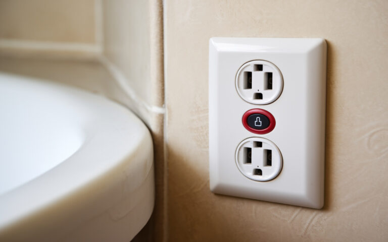 How Far Apart Should Outlets Be? - WillyHomes