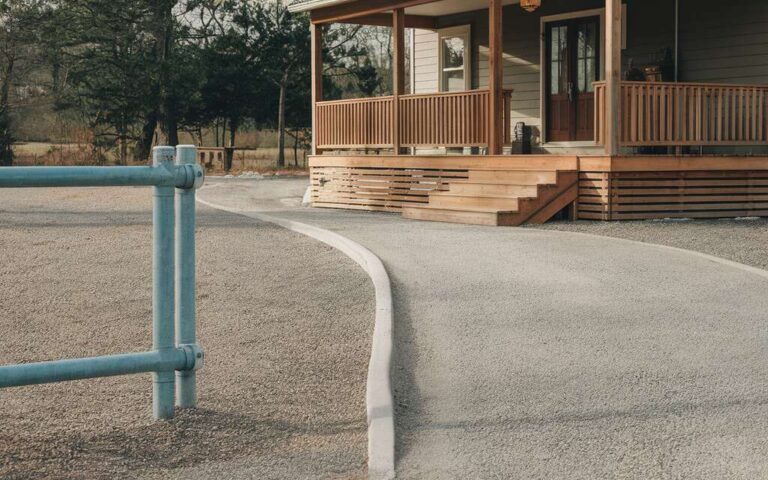 Top 15 Pipe Fence Entrance Ideas for Stunning Curb Appeal - WillyHomes