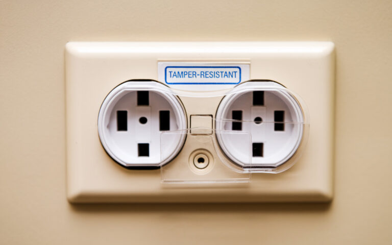 How Far Apart Should Outlets Be? - WillyHomes