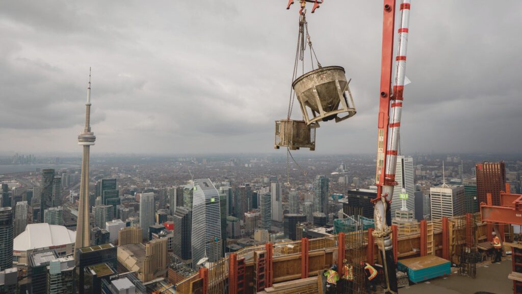 How Long Is 100 Feet? - WillyHomes