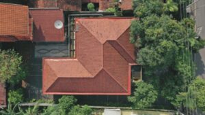 What Is a Hip Roof? Types, Pros and Cons - WillyHomes
